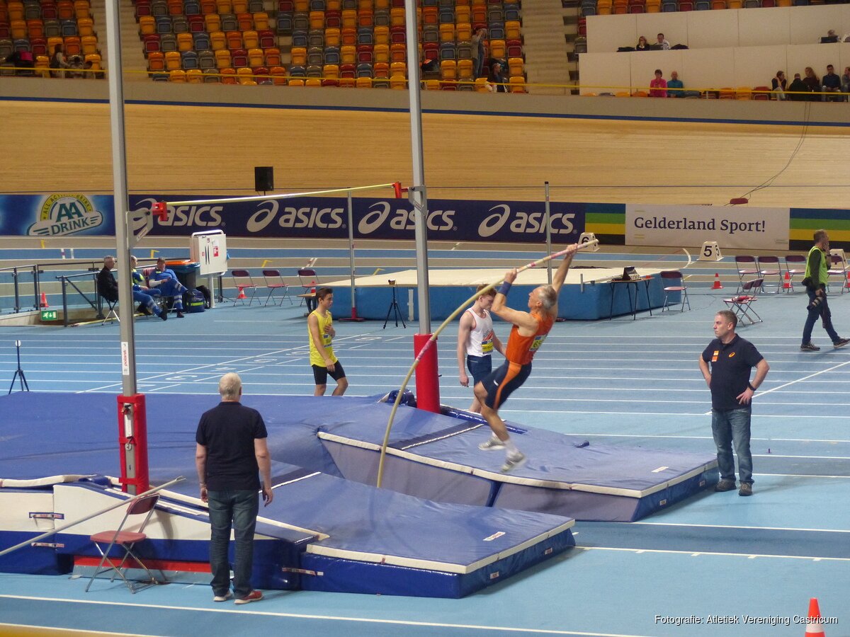 Nederlands indoorrecord polsstokhoogspringen voor Marc van Vliet
